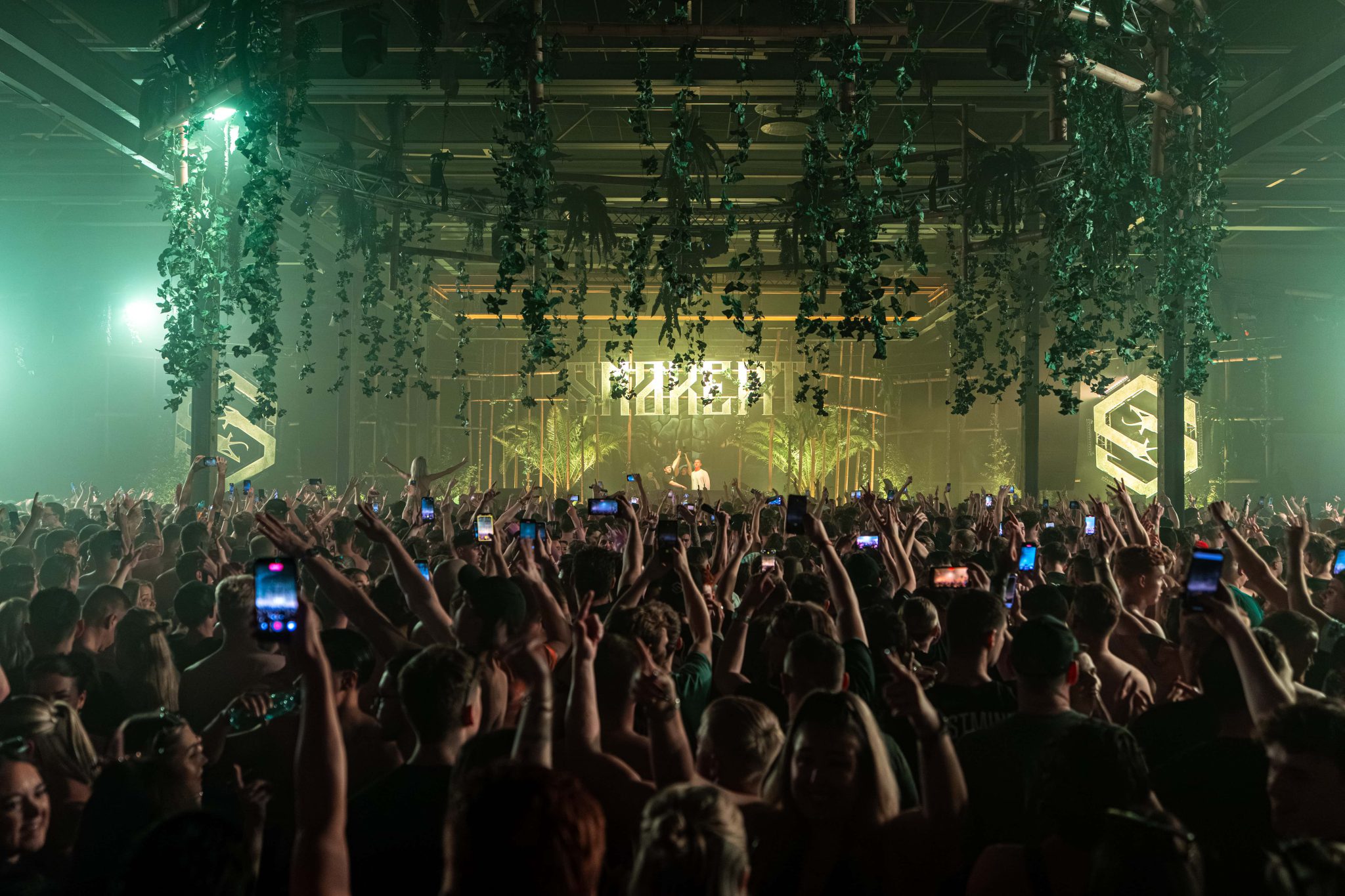 Snakepit - Backbone International